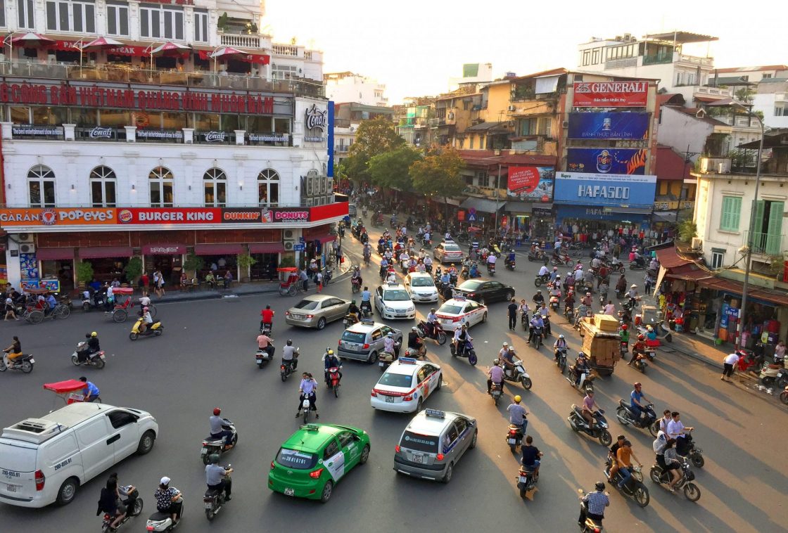 How to cross the roads in Hanoi's crazy traffic • The Petite Wanderess