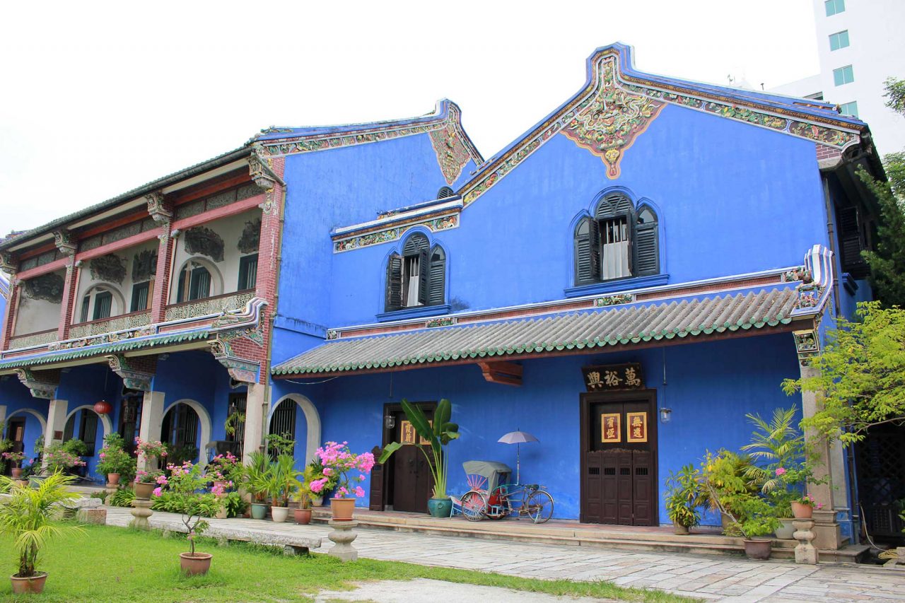 The Story behind the Blue Mansion in Penang – Of Art & Geomancy • The ...